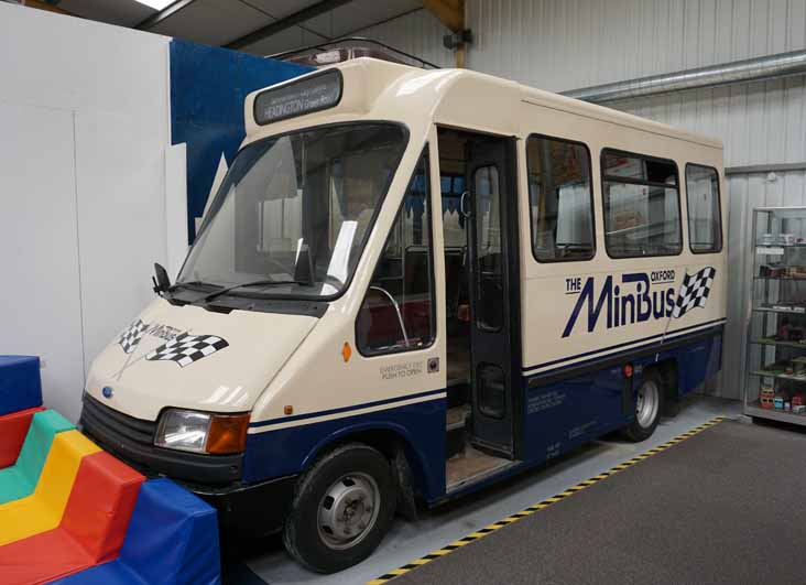 Thames Transit | SHOWBUS MIDLANDS BUS IMAGE GALLERY