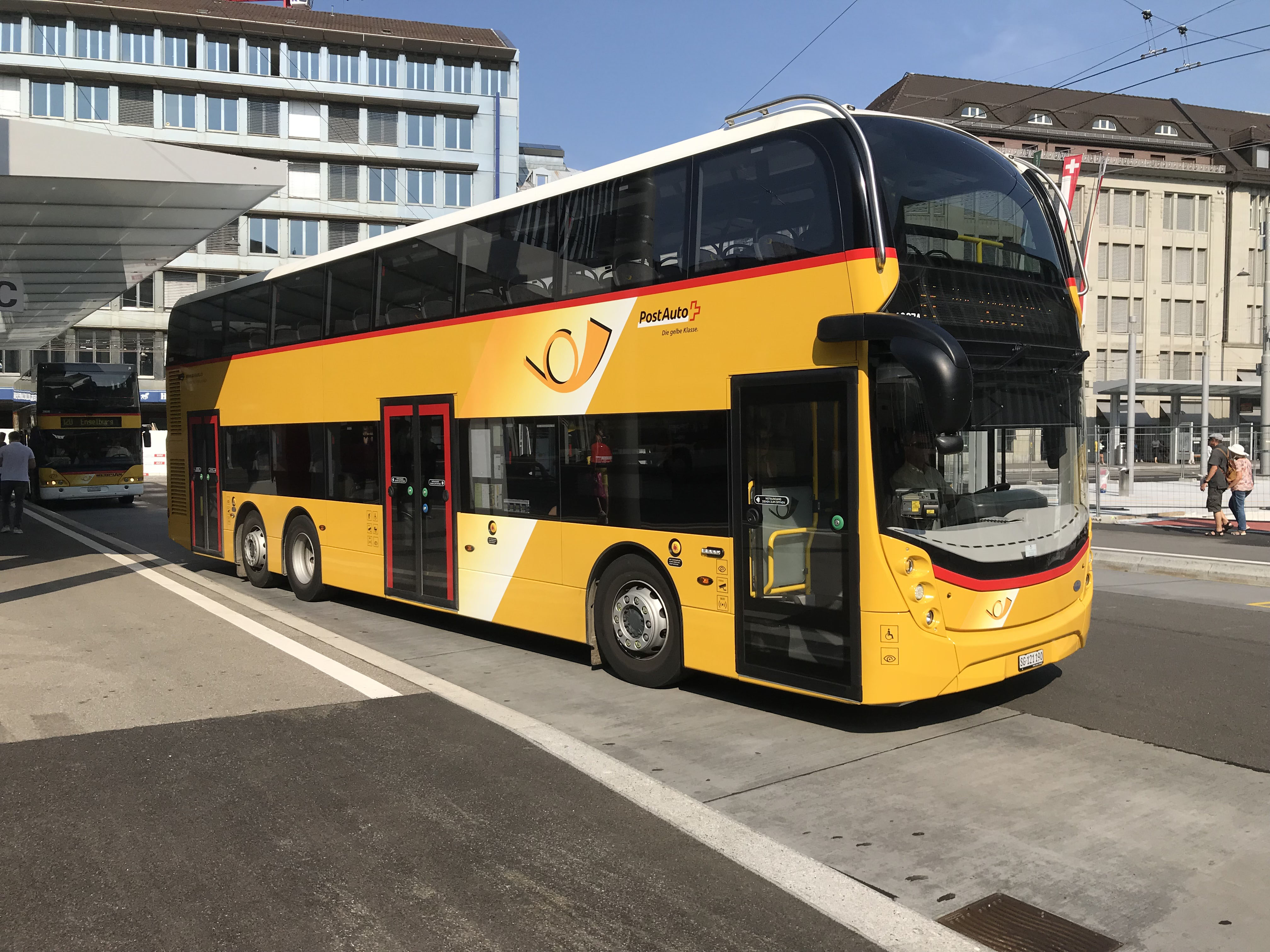 Post Auto Alexander Dennis Enviro500MMC 10874