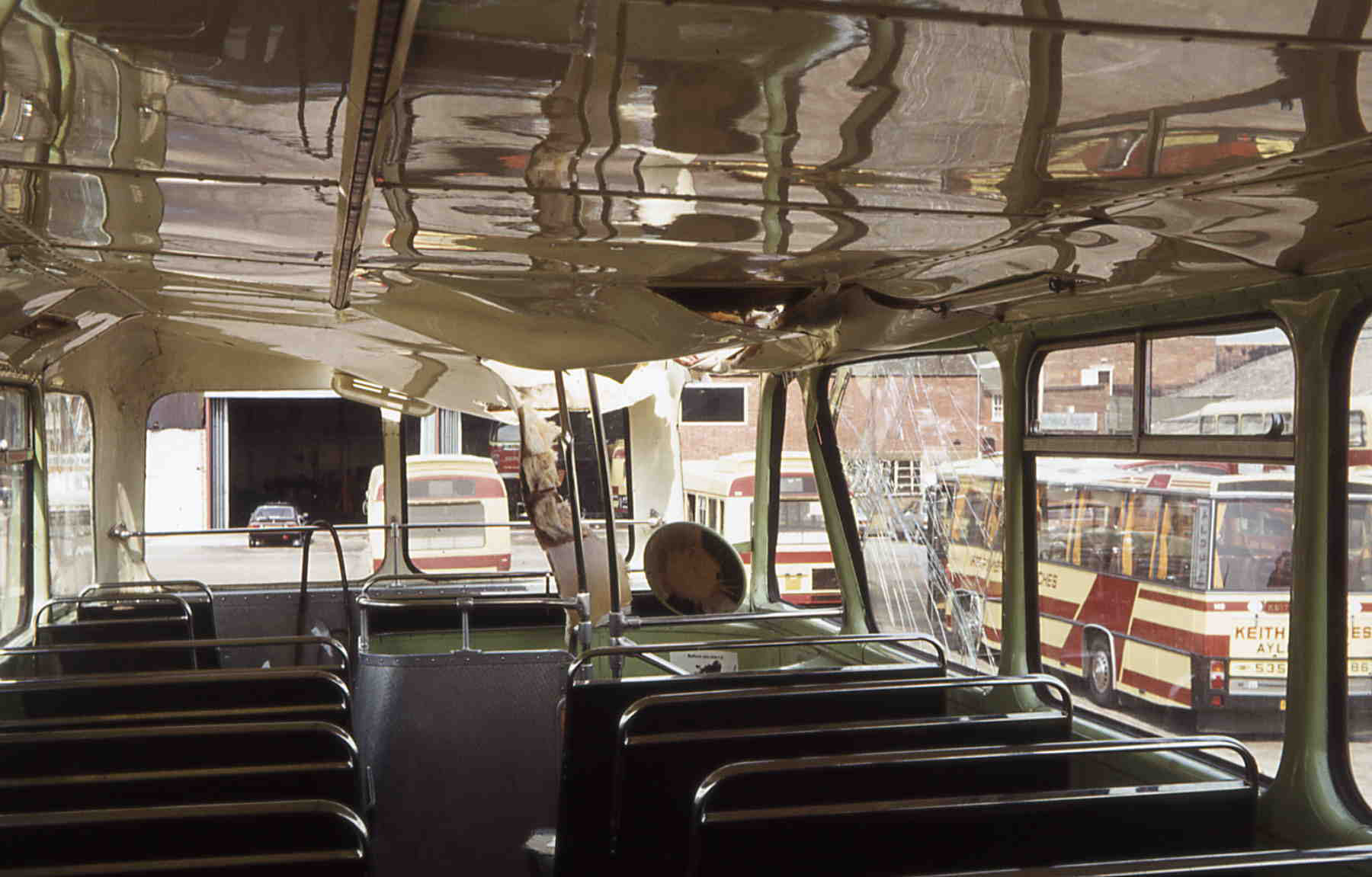 RED ROVER | SHOWBUS BUS IMAGE GALLERY | London & Home Counties