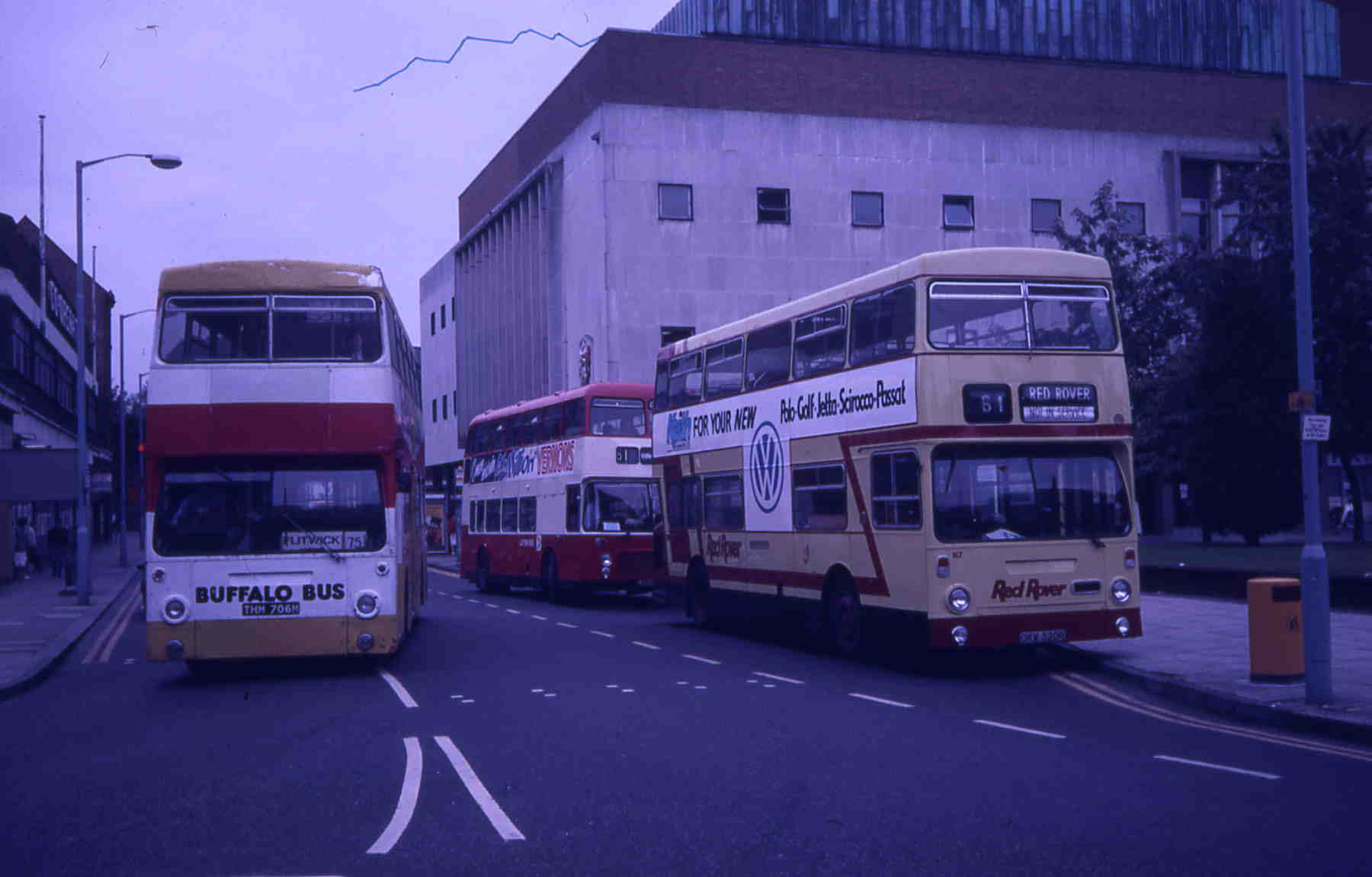 Londoner DMS Class | SHOWBUS LONDON BUS IMAGE GALLERY