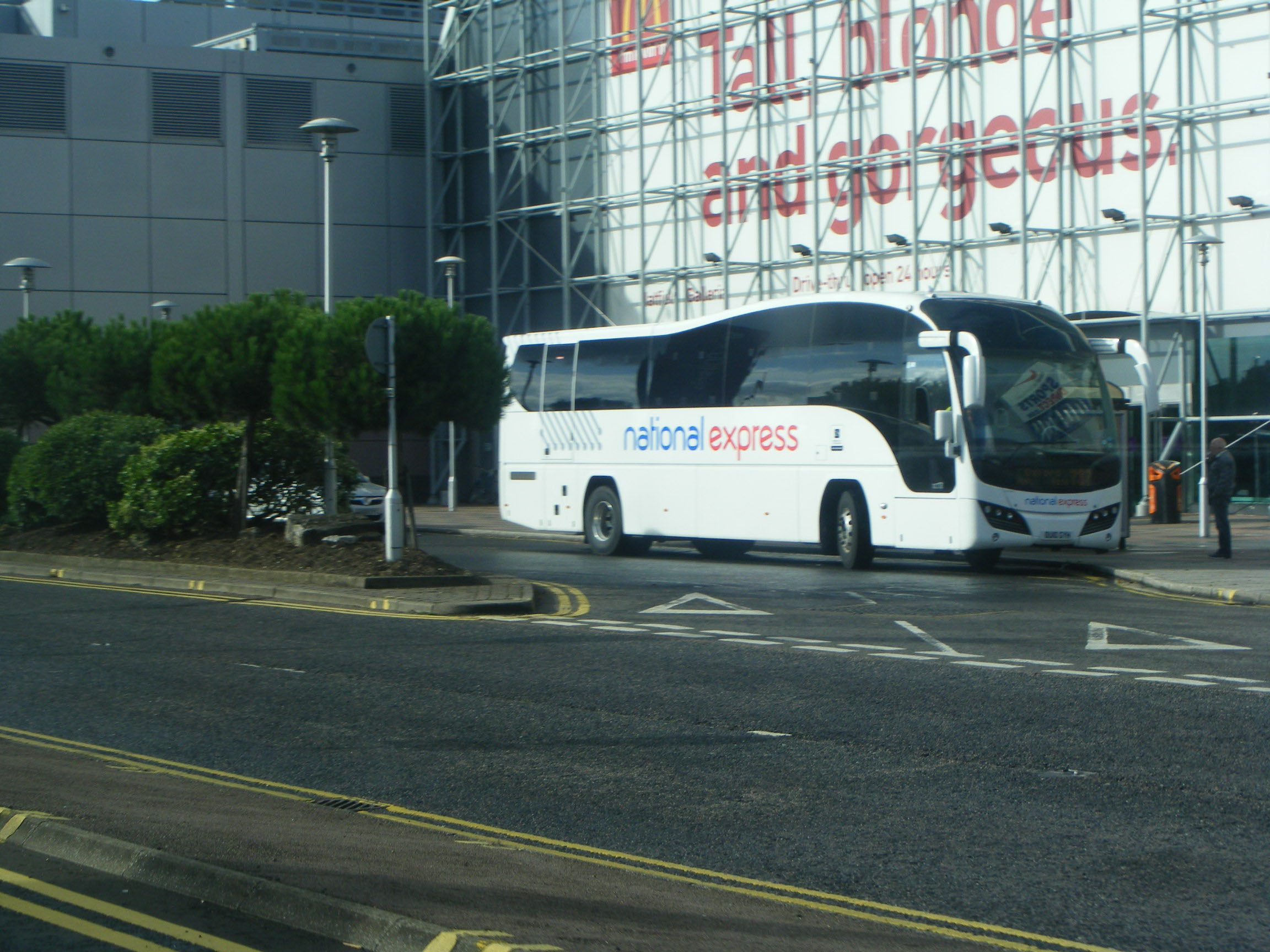 NATIONAL EXPRESS | SHOWBUS COACH IMAGE GALLERY | Plaxton Elite