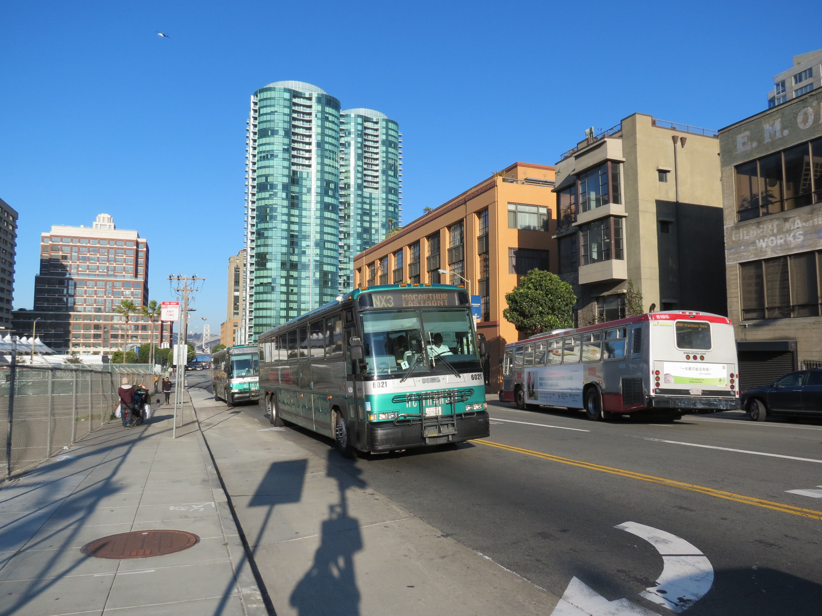 AC Transit | SHOWBUS AMERICA BUS IMAGE GALLERY