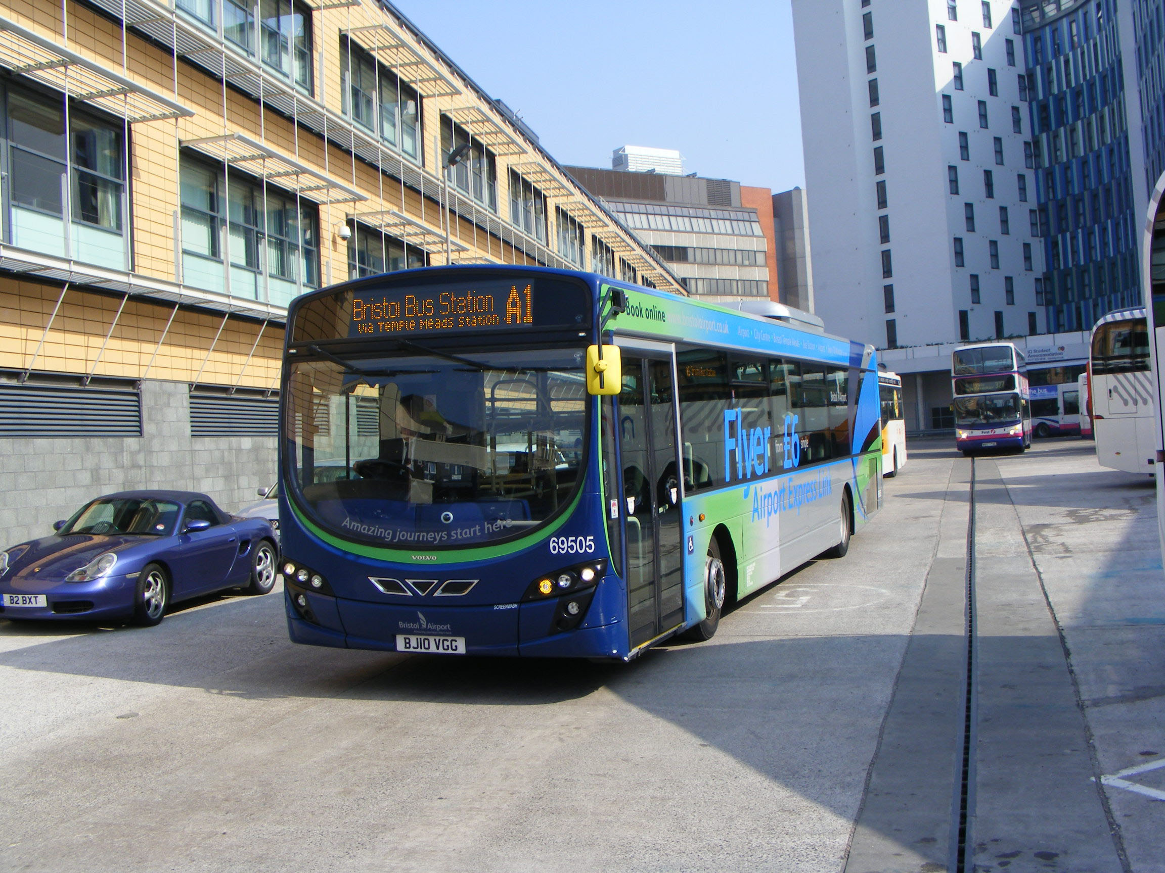Airport Flyer | SHOWBUS BUS IMAGE GALLERY | West of England