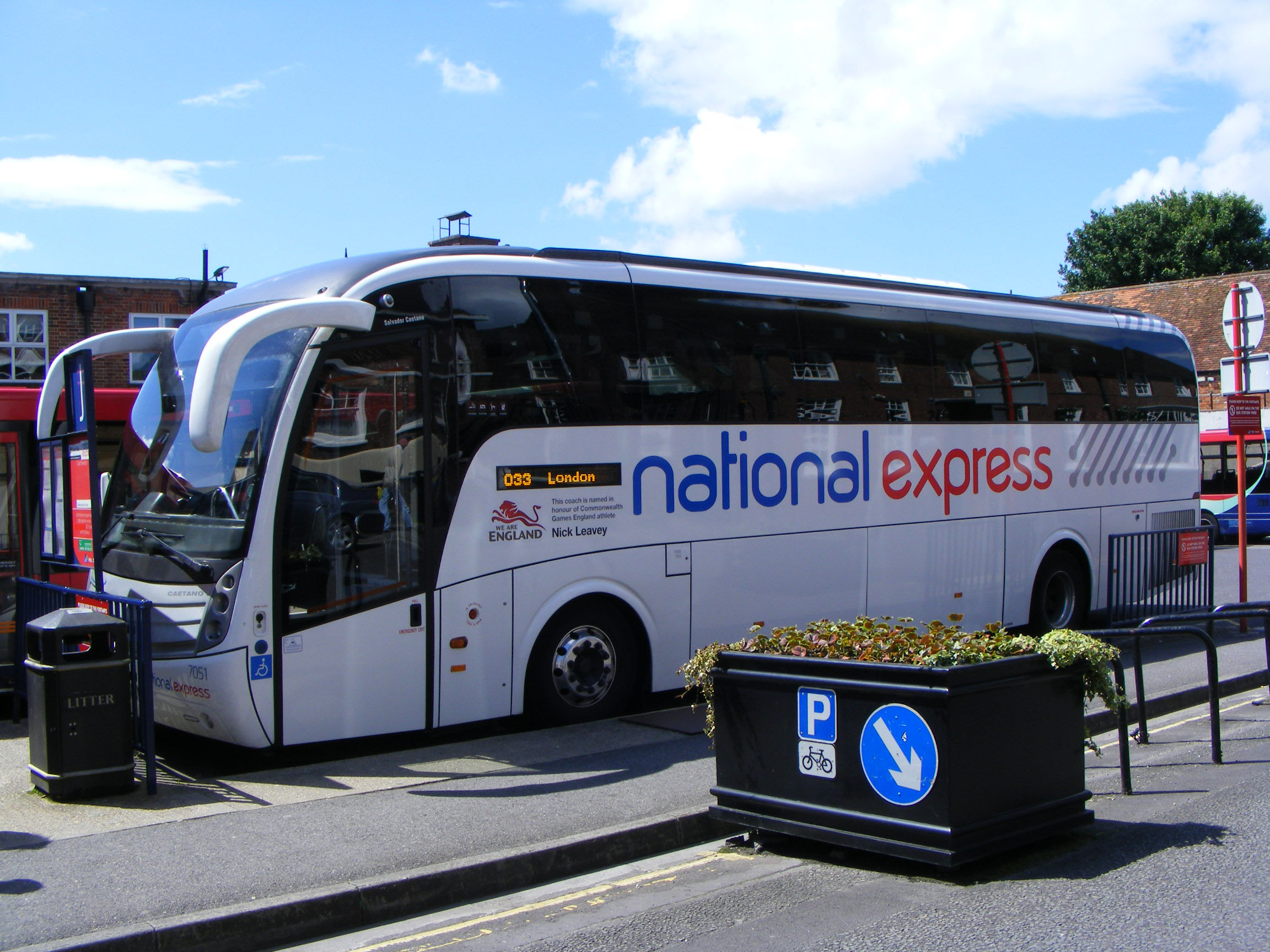 Go South Coast | National Express | SHOWBUS BUS & COACH IMAGE GALLERY