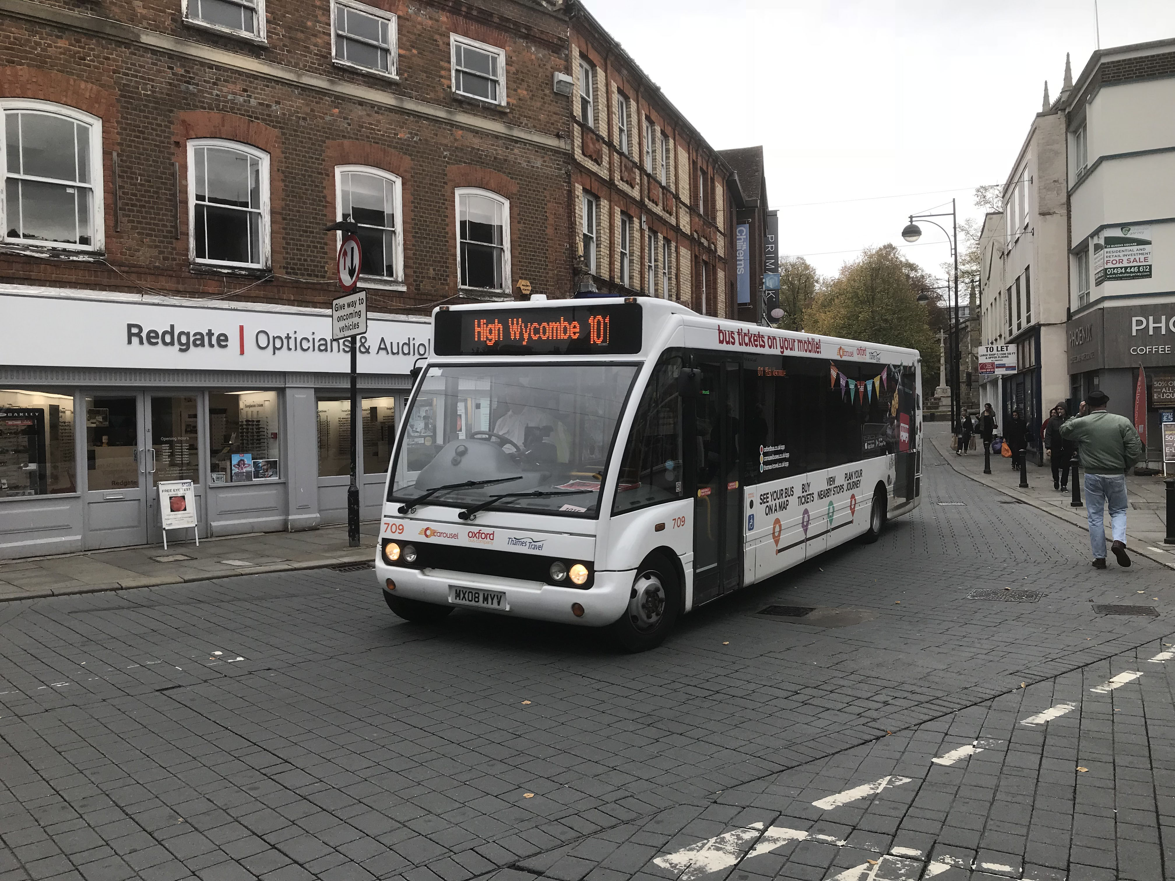 Carousel Buses | SHOWBUS Bus Image Gallery | London & Home Counties