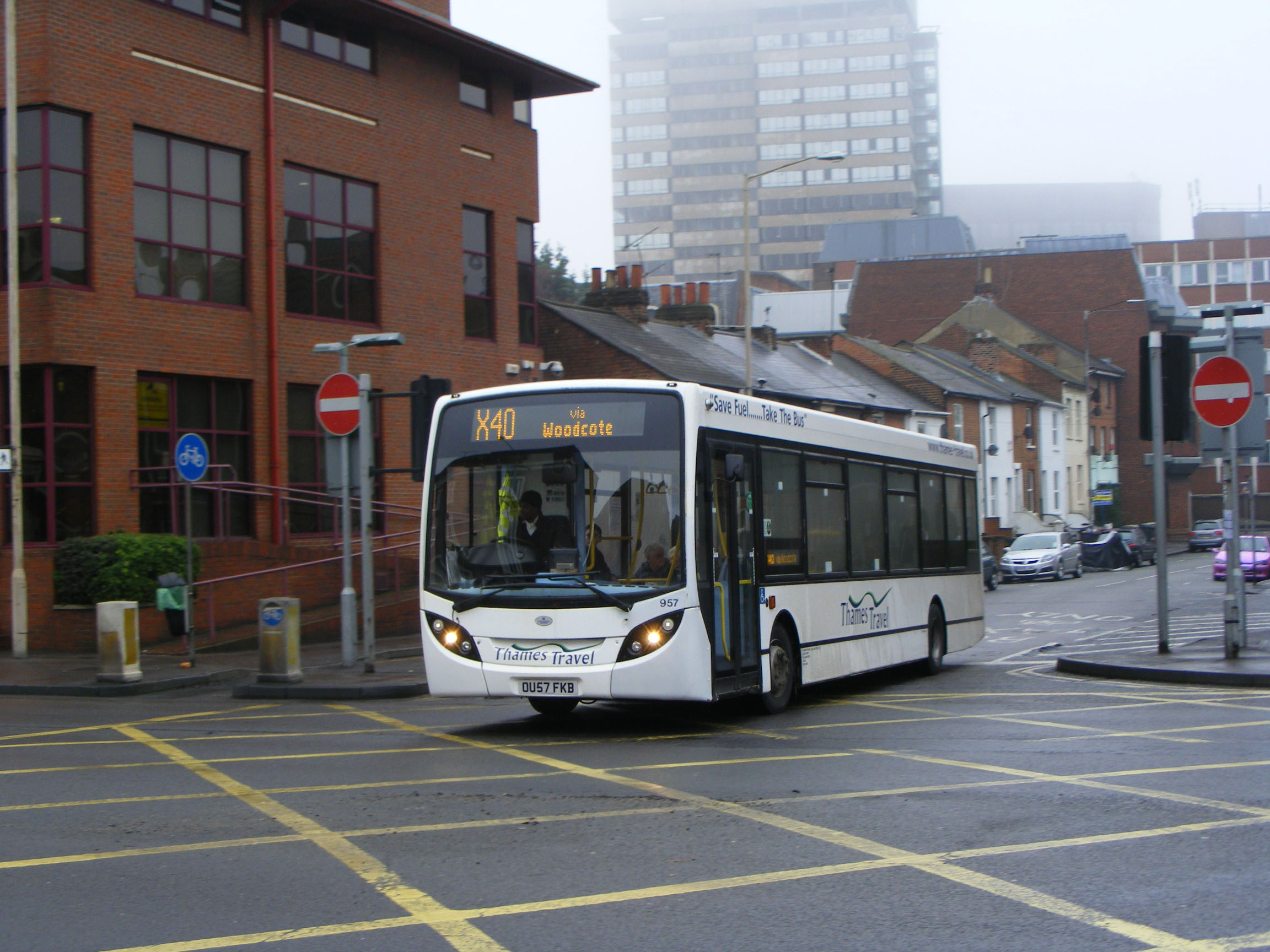 SHOWBUS PHOTO GALLERY - Thames Travel