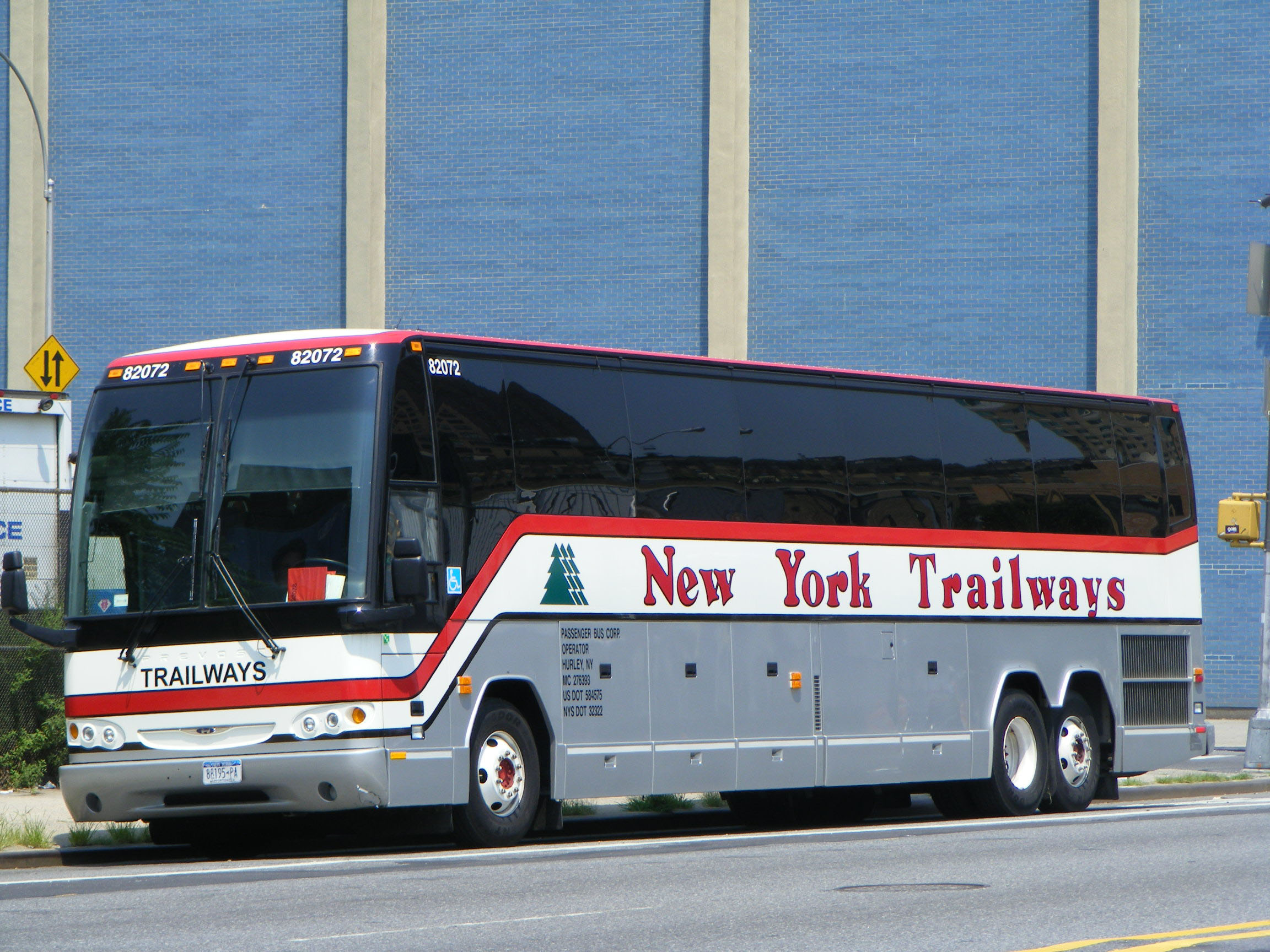 New York state | SHOWBUS AMERICA BUS IMAGE GALLERY | Prevost Coaches | USA