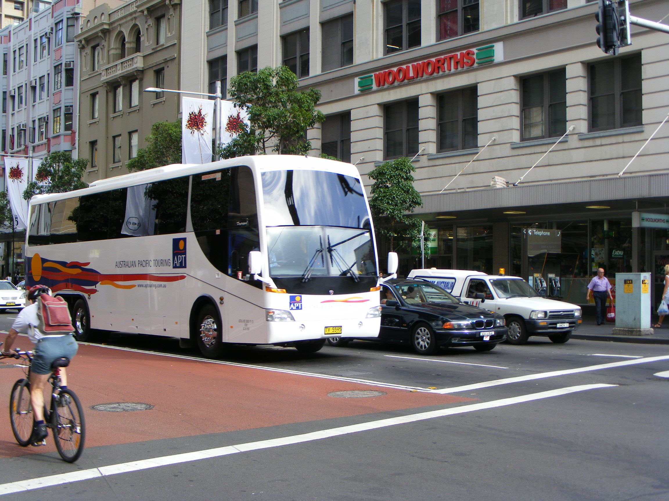 APT | australia.SHOWBUS.com BUS IMAGE GALLERY