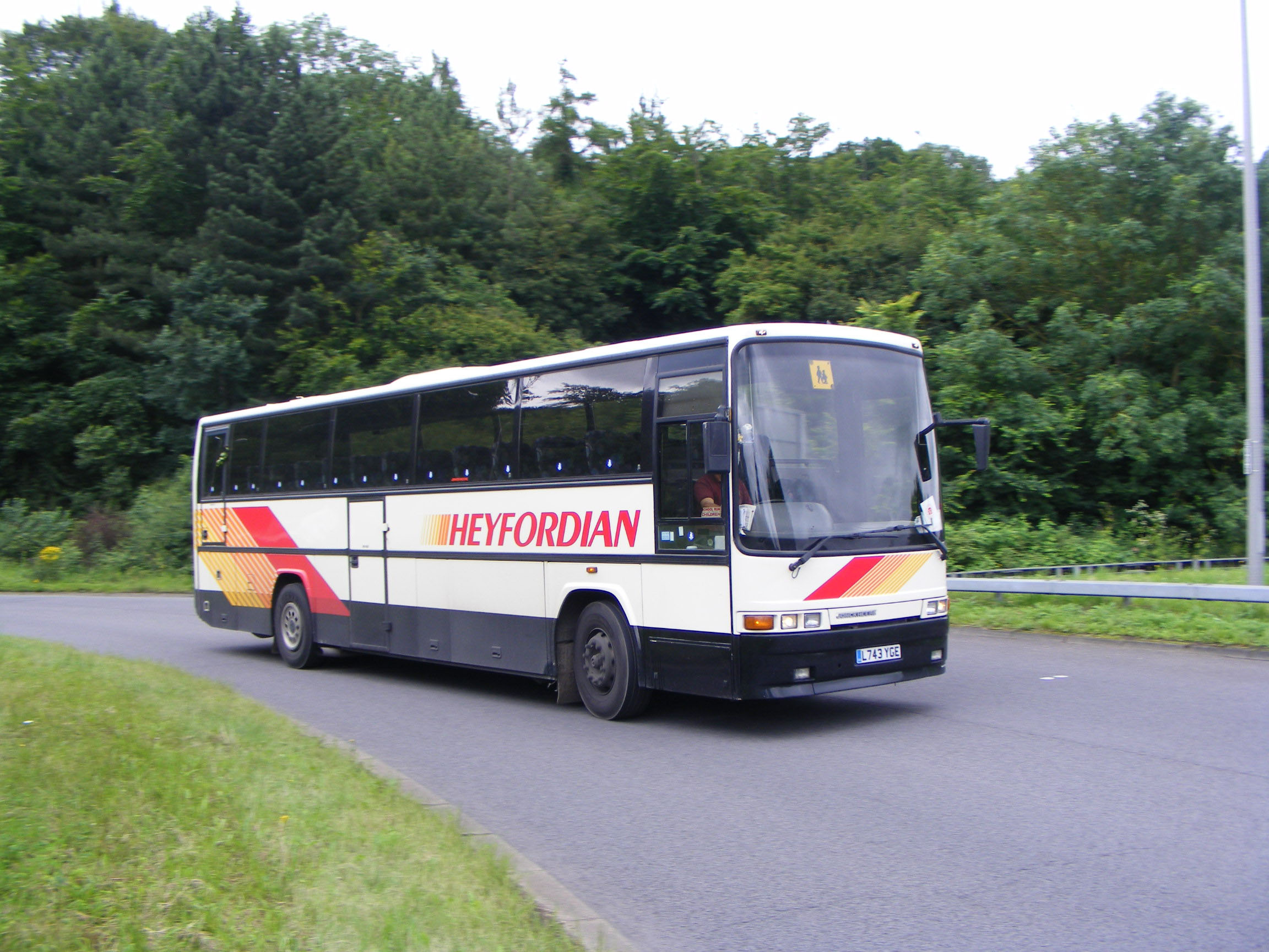 Heyfordian Travel | SHOWBUS BUS IMAGE GALLERY | Oxfordshire