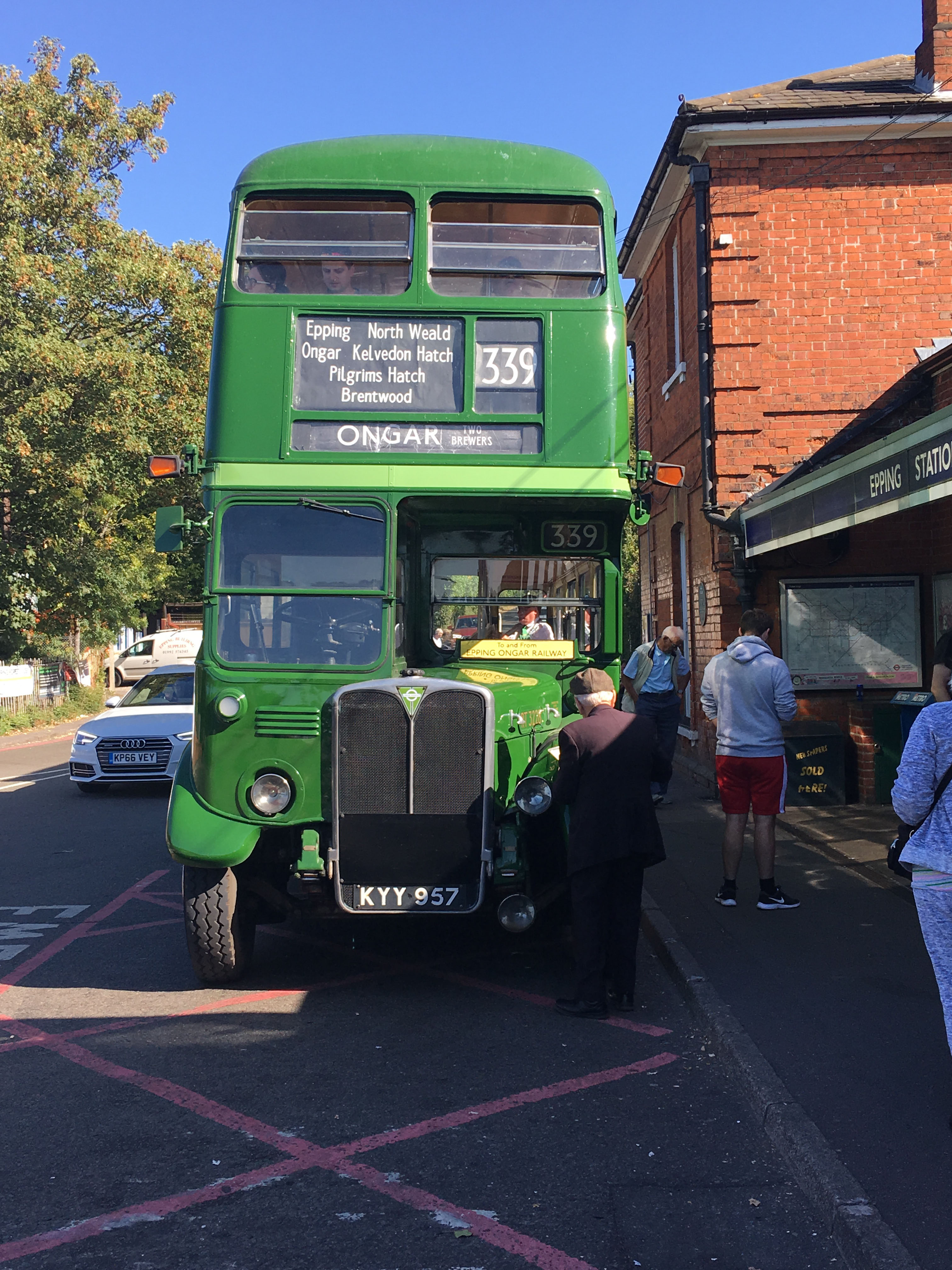 London RT family | SHOWBUS LONDON BUS IMAGE GALLERY