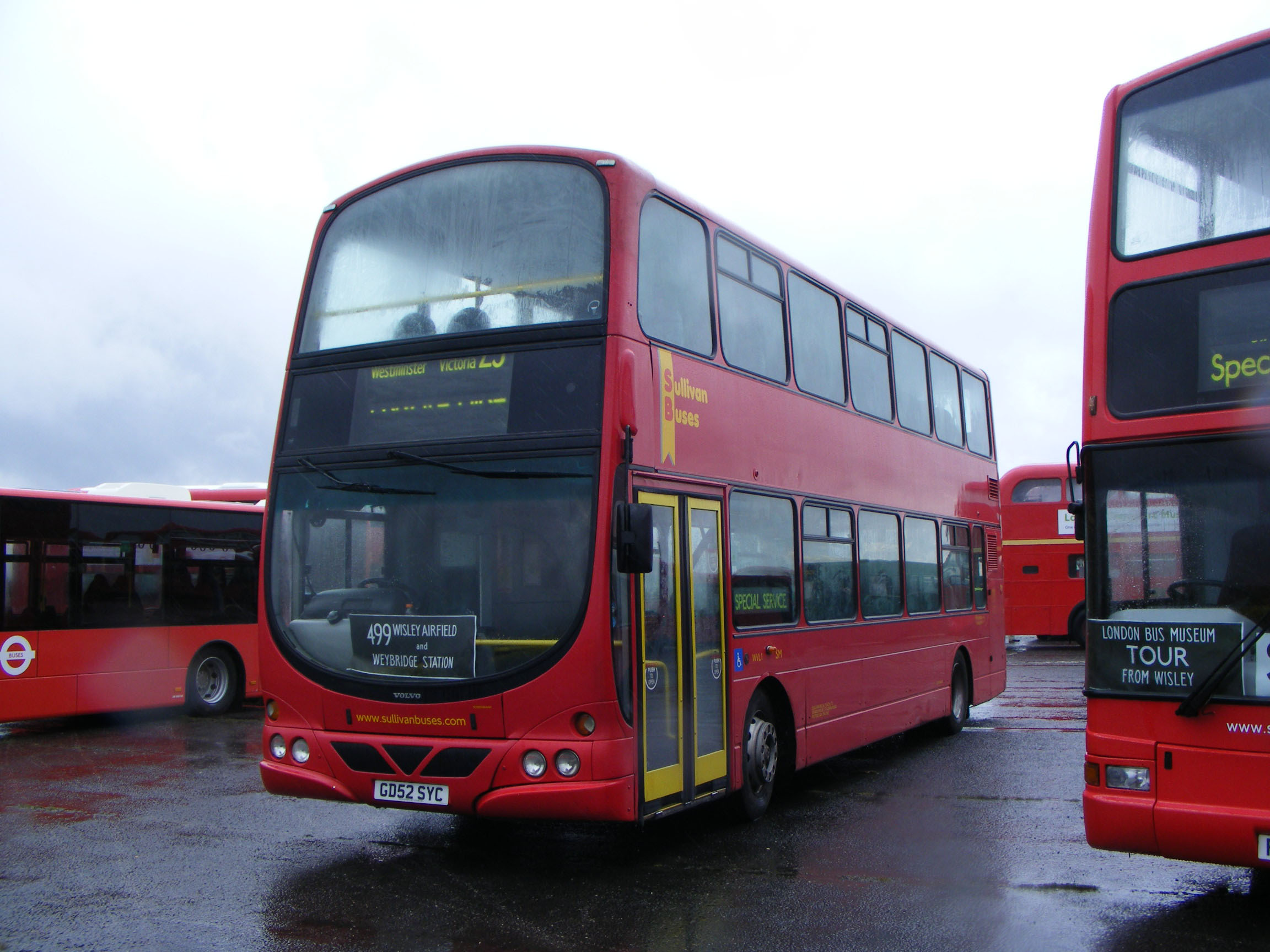 Sullivan Buses - The SHOWBUS Bus Image Gallery