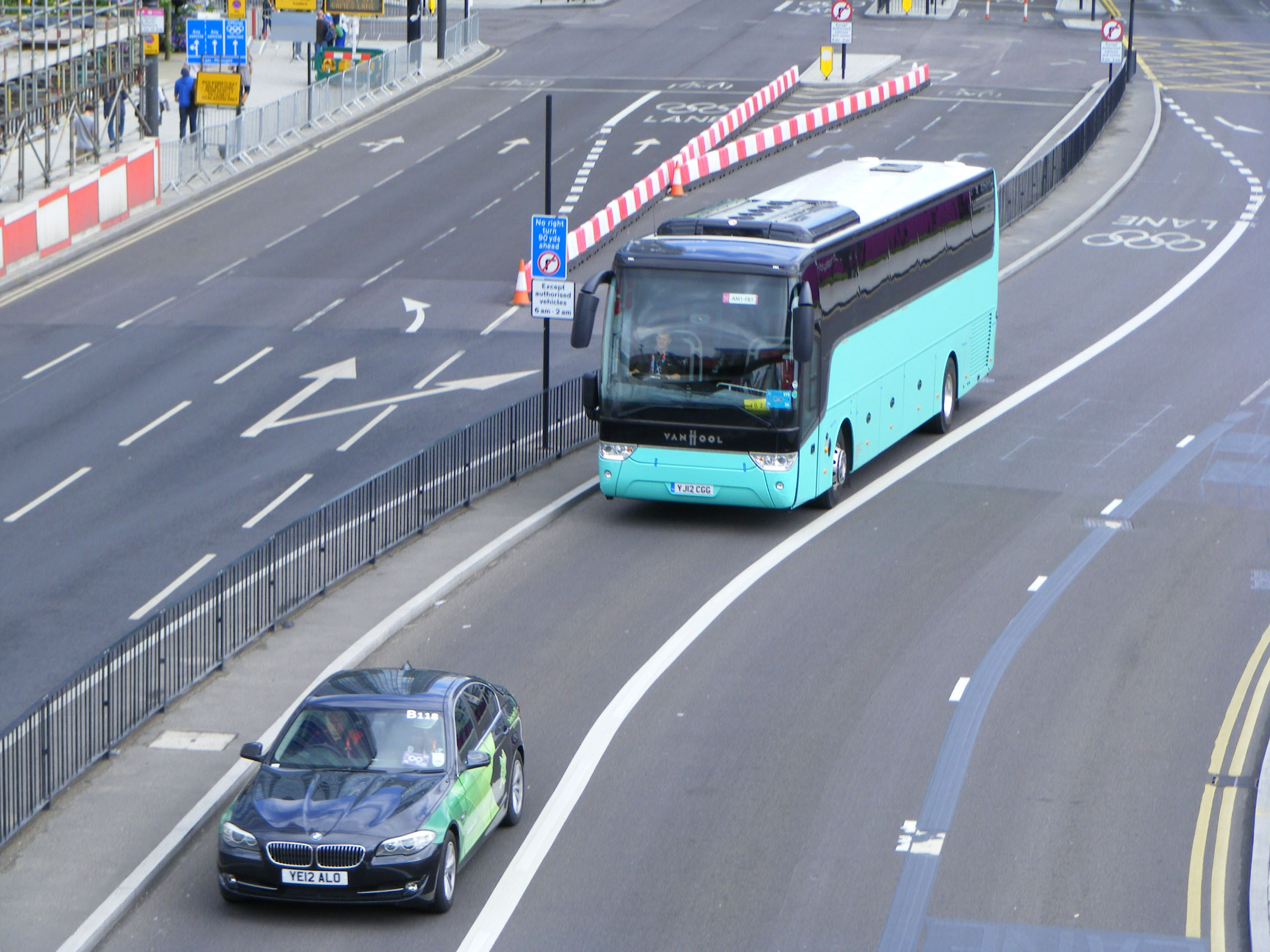Barnes | SHOWBUS BUS IMAGE GALLERY | West of England