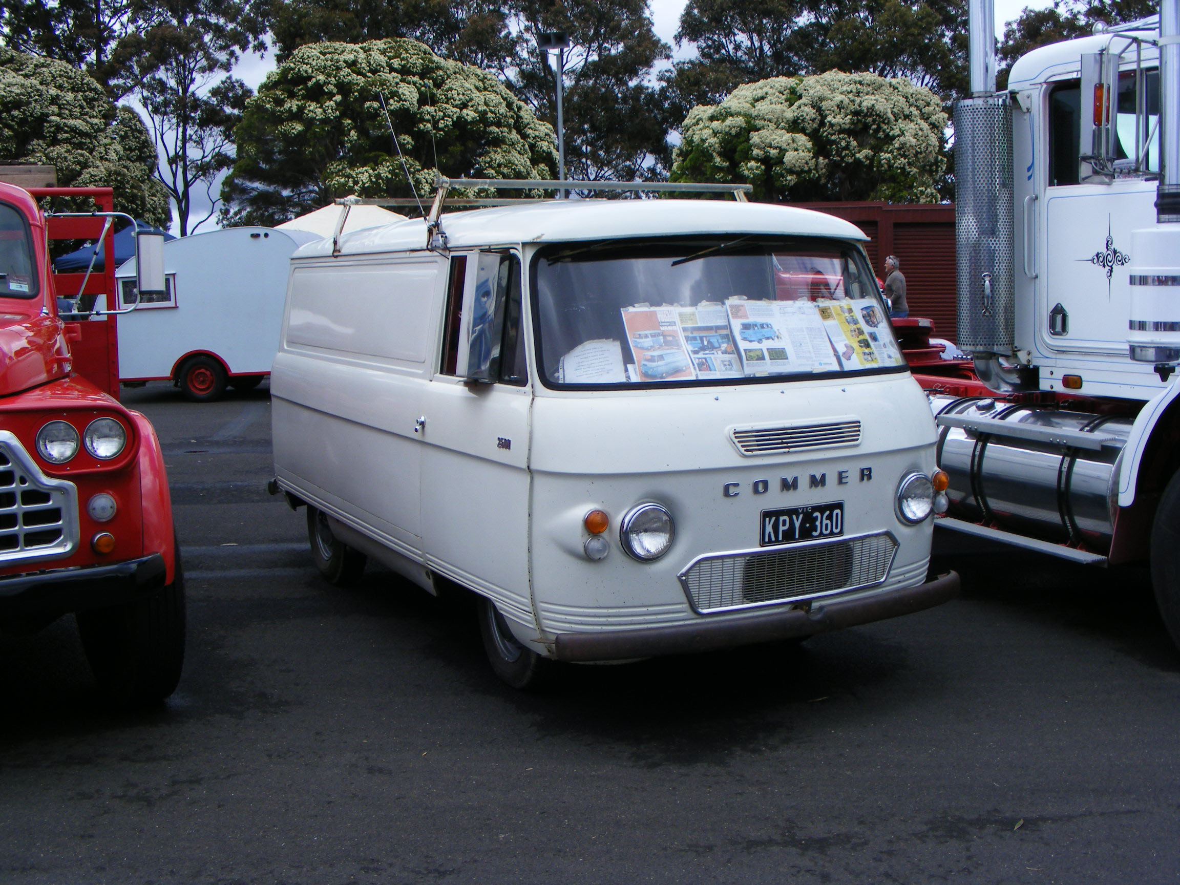 Sandown 2012 | australia.SHOWBUS.com BUS IMAGE GALLERY