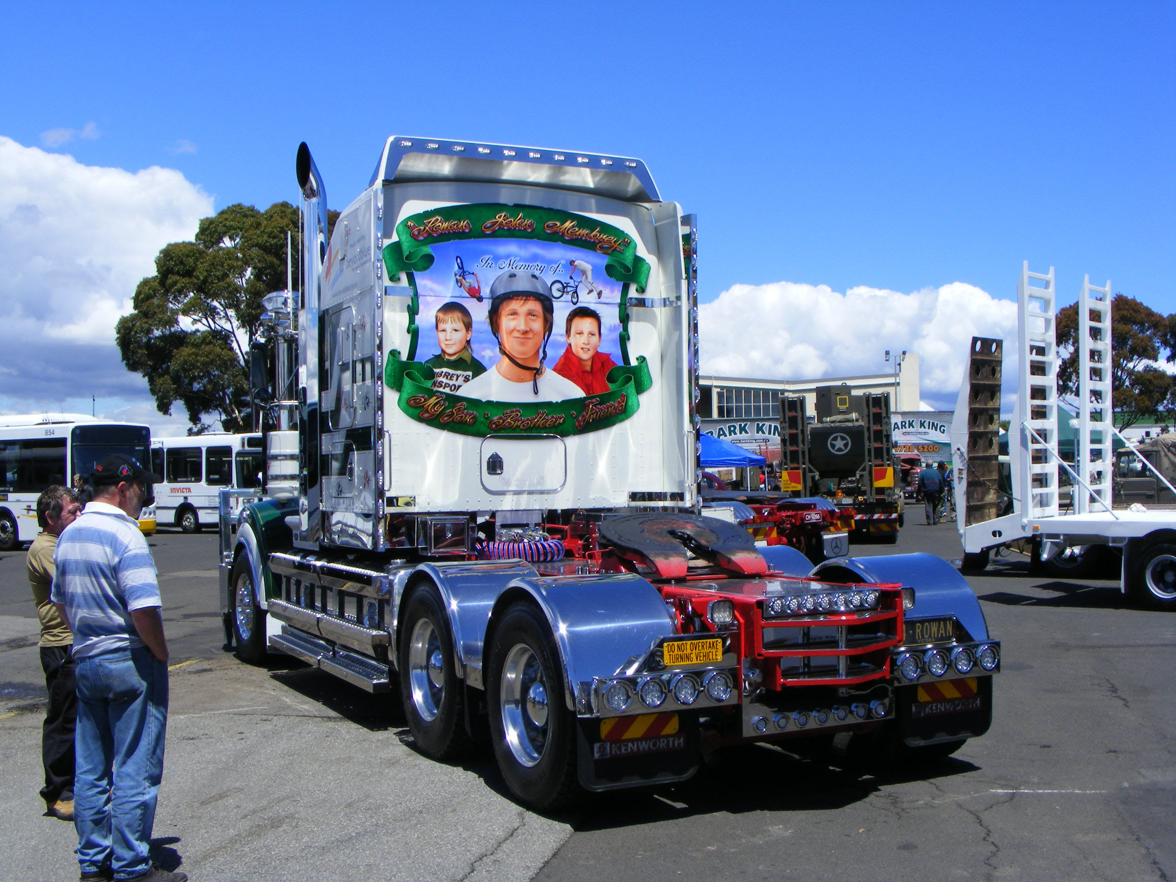Sandown 2012 | australia.SHOWBUS.com BUS IMAGE GALLERY