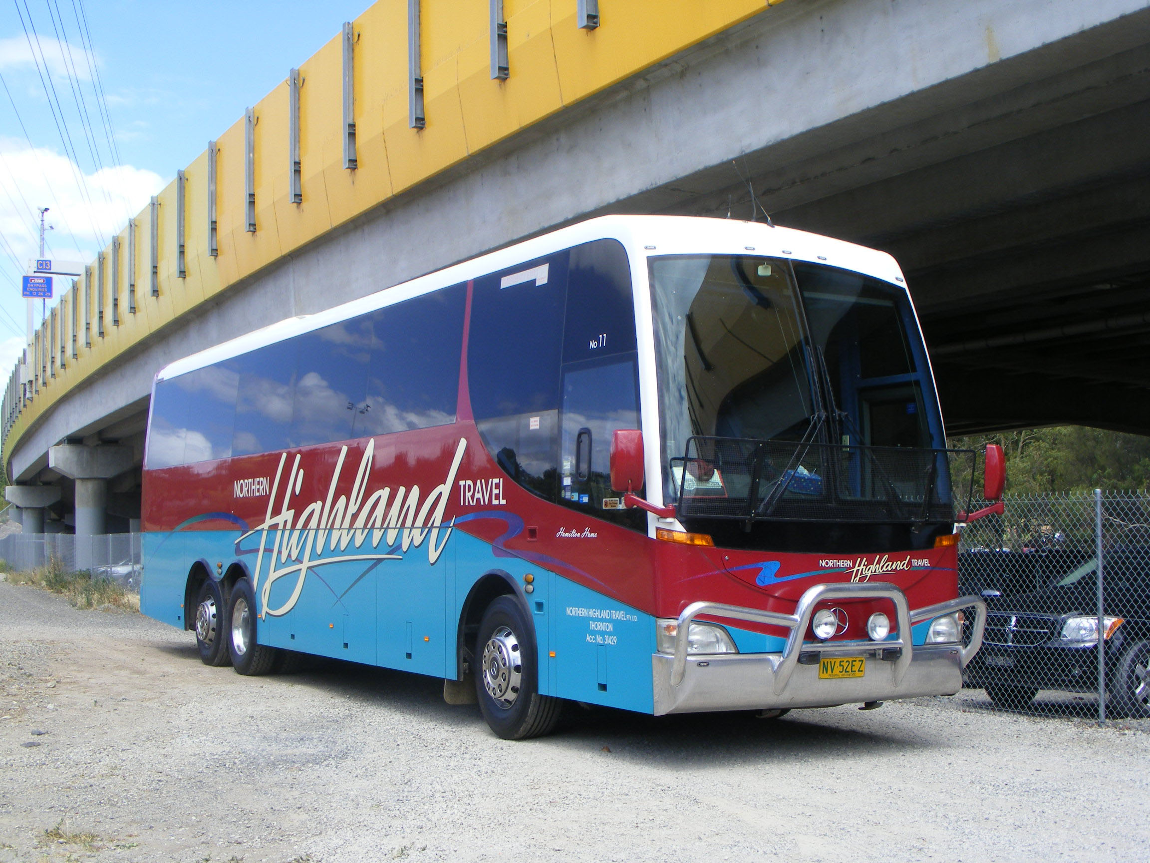 Northern Highland Travel | australia.SHOWBUS.com BUS IMAGE GALLERY