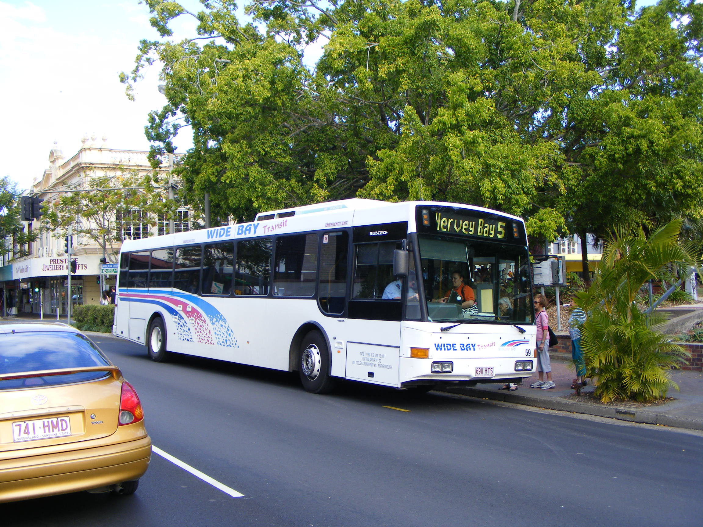 Bathurst Buslines | SHOWBUS AUSTRALIA BUS & TRAM IMAGES | NSW