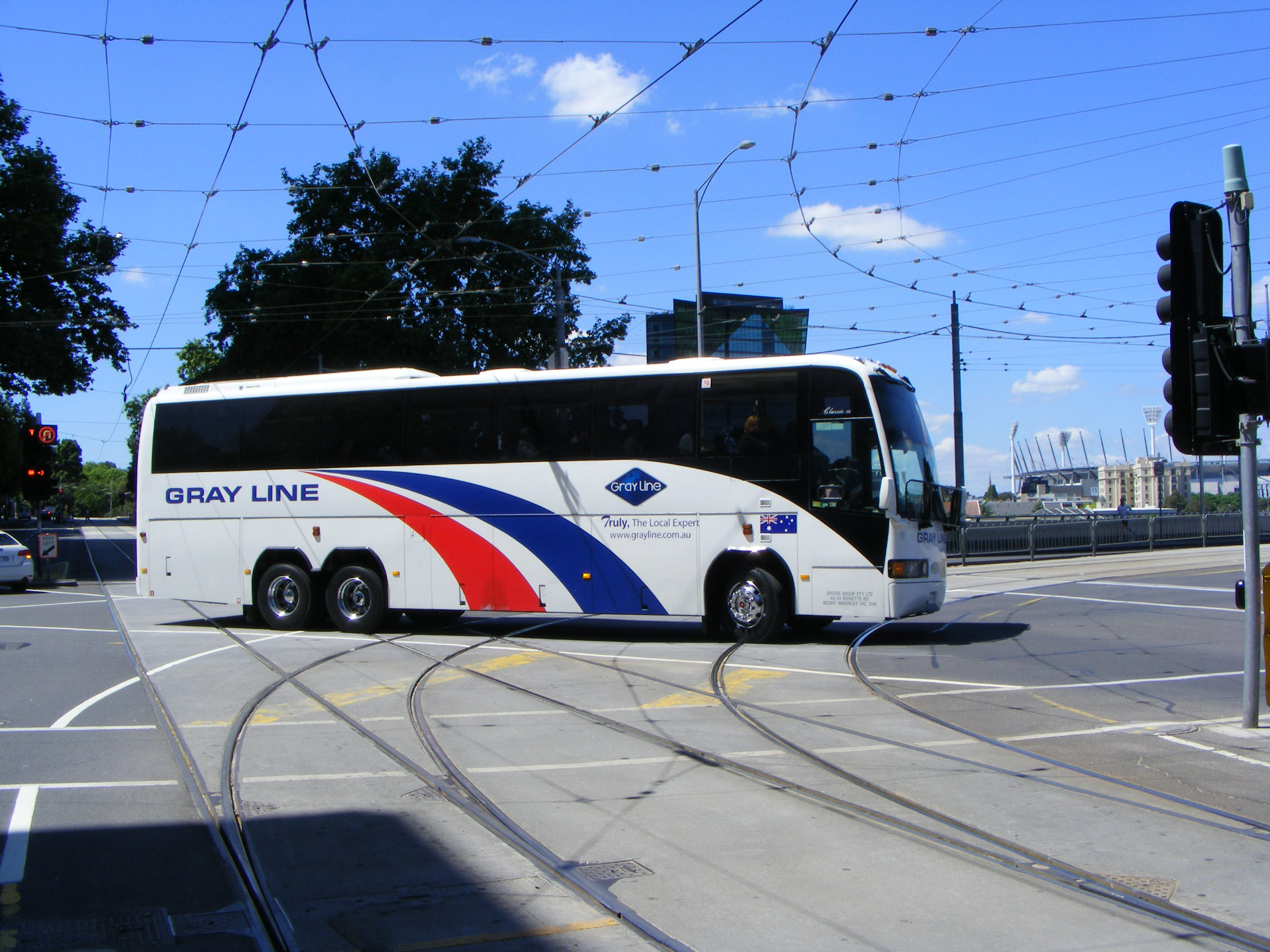 Driver Bus Lines | Gray Line | australia.SHOWBUS.com BUS IMAGE GALLERY