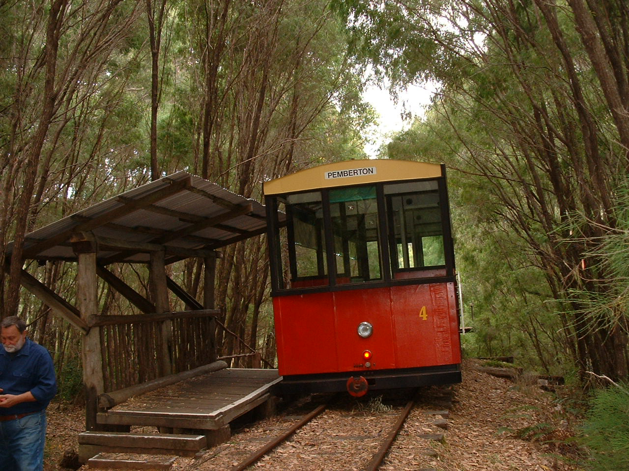 Pemberton Tram - australia.SHOWBUS.com BUS IMAGE GALLERY