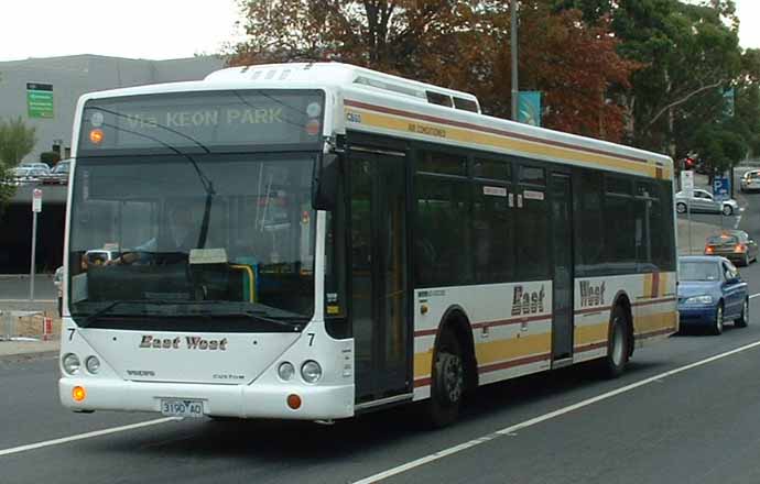 East West | Dysons | australia.SHOWBUS.com BUS IMAGE GALLERY
