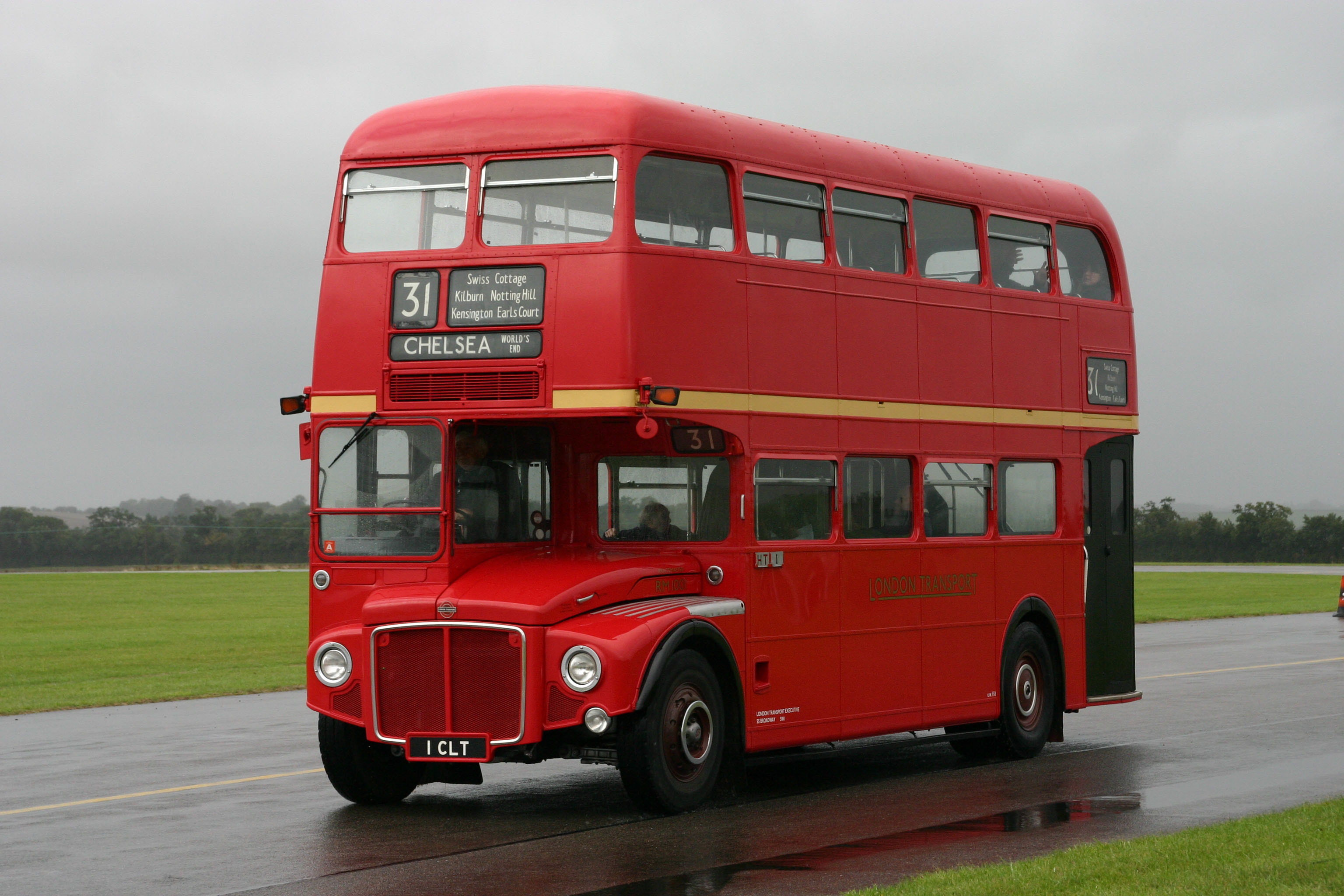 SHOWBUS PHOTO GALLERY - Routemasters