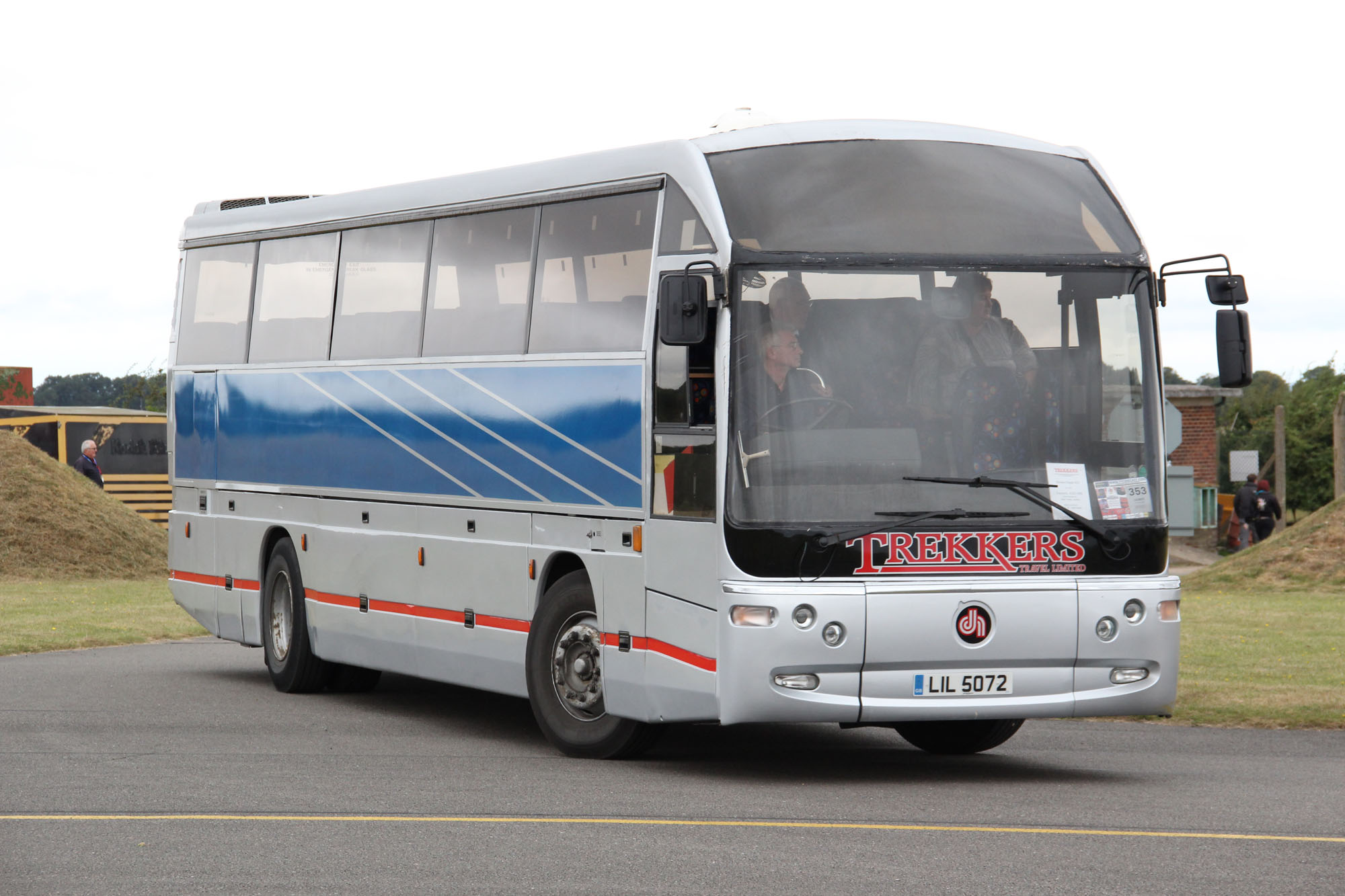 Beeline & First Berkshire | SHOWBUS BUS IMAGE GALLERY | London & Home ...