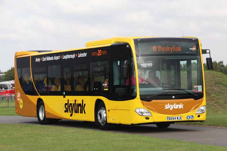 Buses to and from SHOWBUS at Donington Park