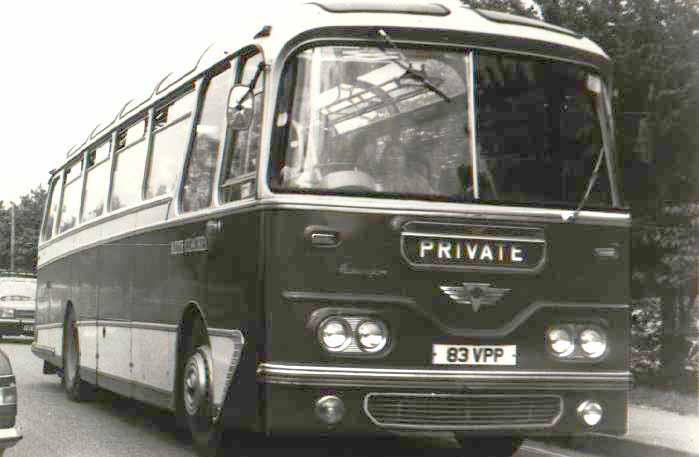 RED ROVER | SHOWBUS HOME COUNTIES BUS IMAGE GALLERY