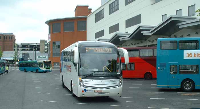 NATIONAL EXPRESS | SHOWBUS COACH IMAGE GALLERY | Caetano Levante