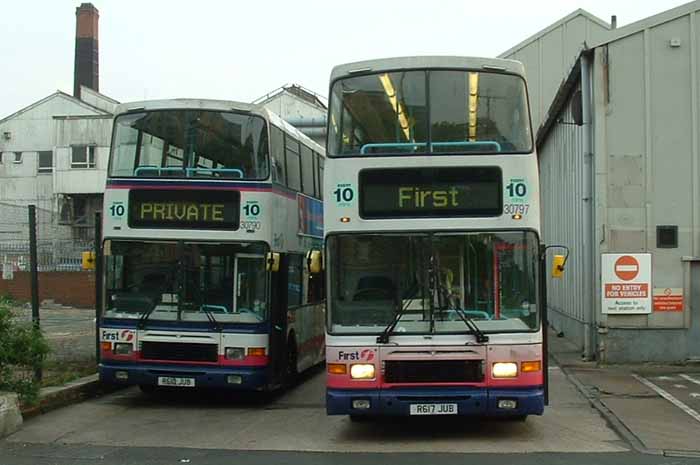 First West Yorkshire SHOWBUS bus image Gallery