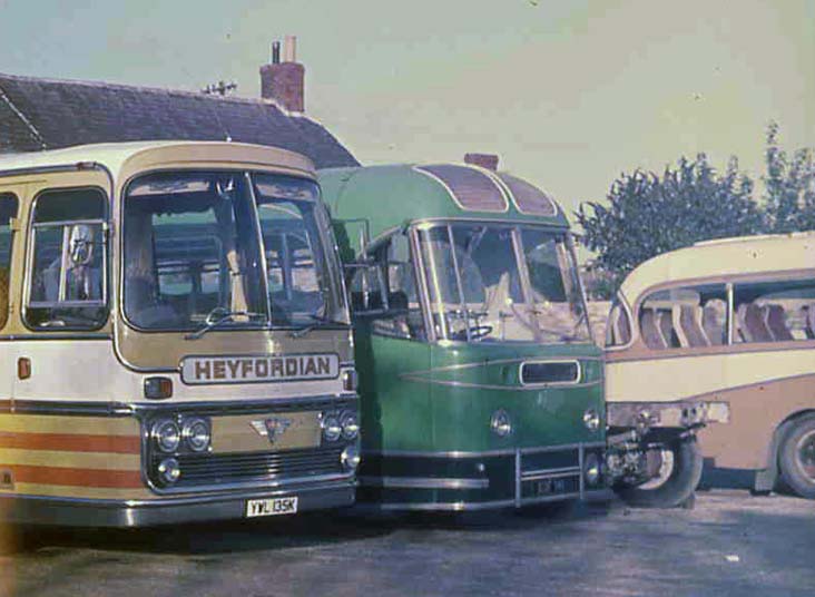 Heyfordian Travel | SHOWBUS BUS IMAGE GALLERY | Oxfordshire