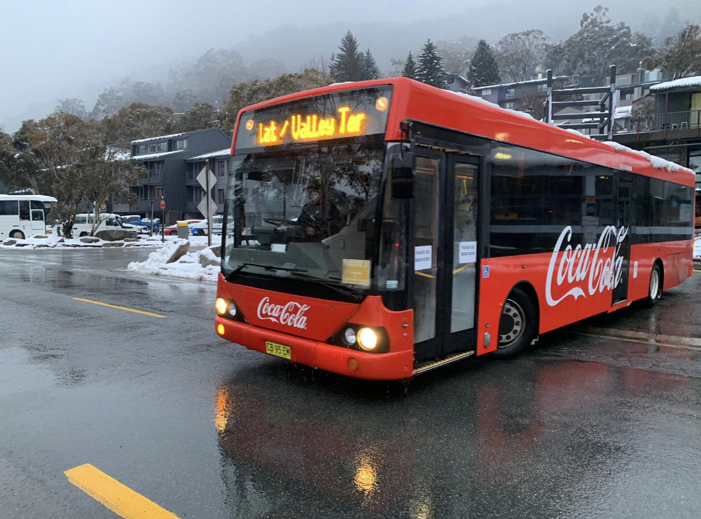 THE SHOWBUS BUS & COACH IMAGE GALLERY | Picture of the Week & Jigsaw